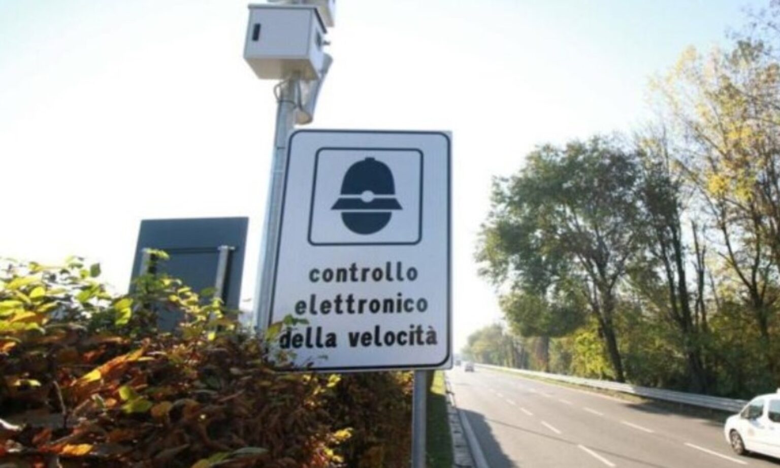 Roma, arrivano gli autovelox sulla Laurentina: ecco quando e dove