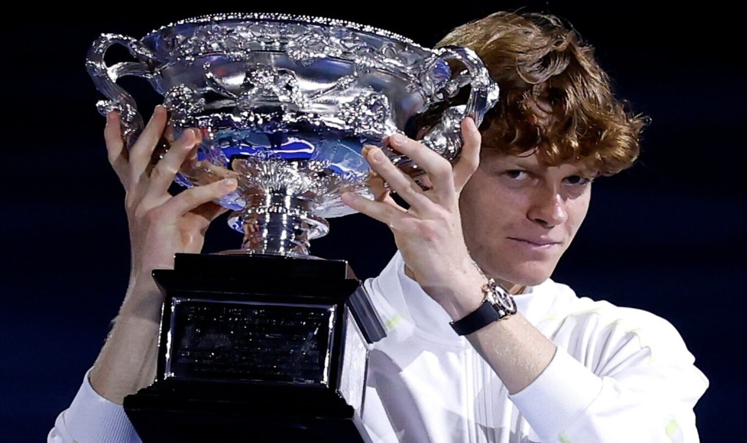 Sinner vince l'Australian Open: unico italiano ad aver conquistato tre titoli slam