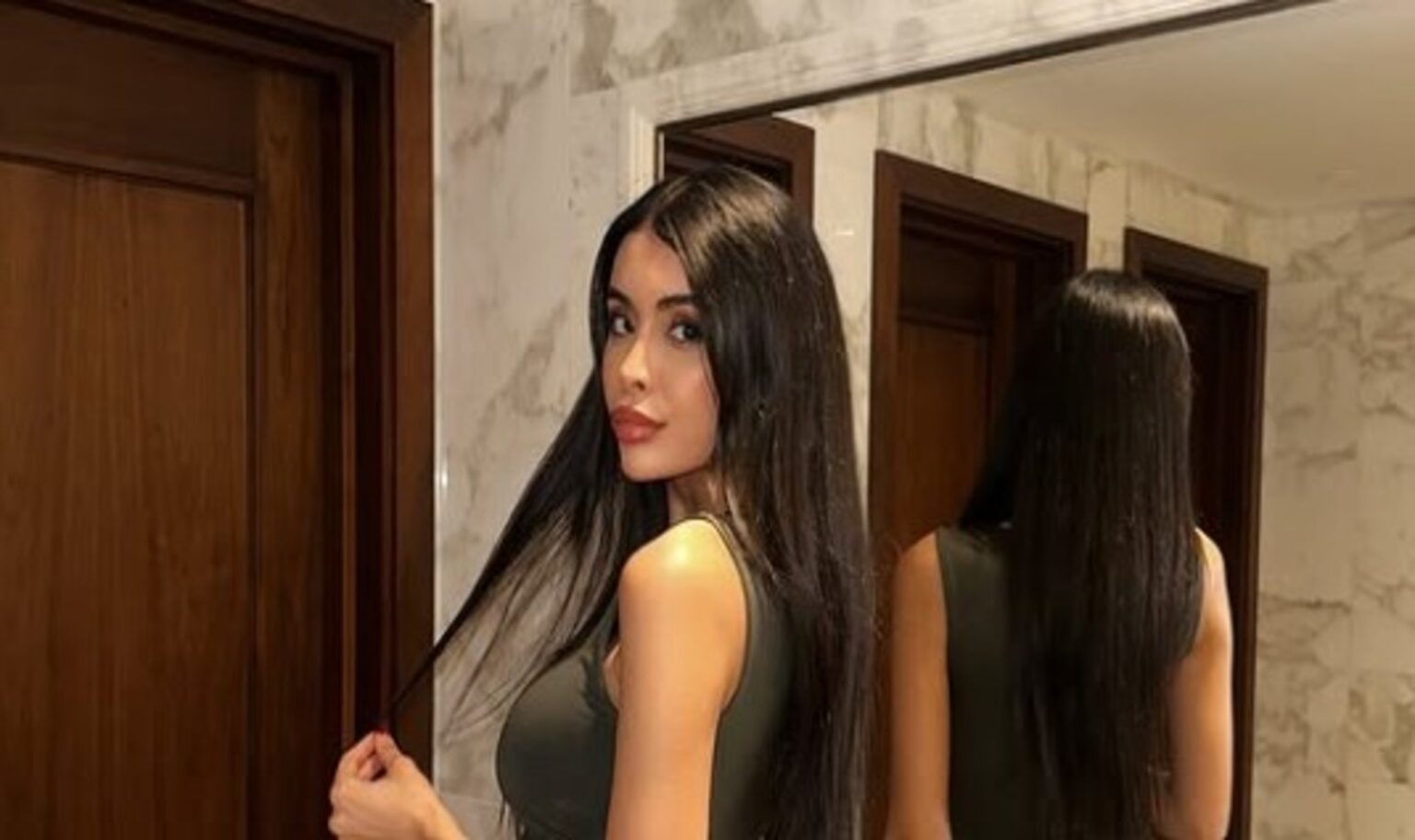 Ahlam El Brinis all'Isola dei Famosi 2025: chi è, età, carriera, Miss Italia, fidanzato Simone ...